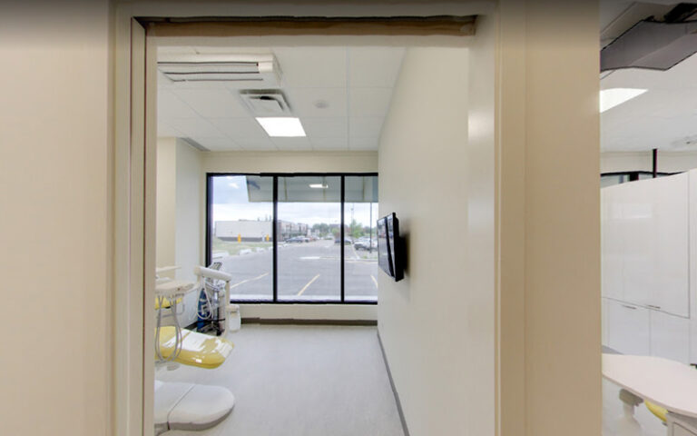 Dentist in Devon | Dentist Near Me I Dental Clinic in Devon